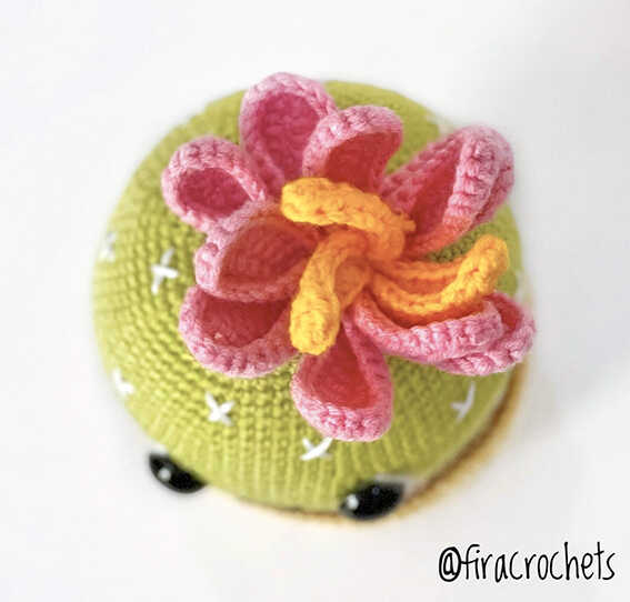 Amigurumi Flower Free Crochet Pattern - Amigurumi